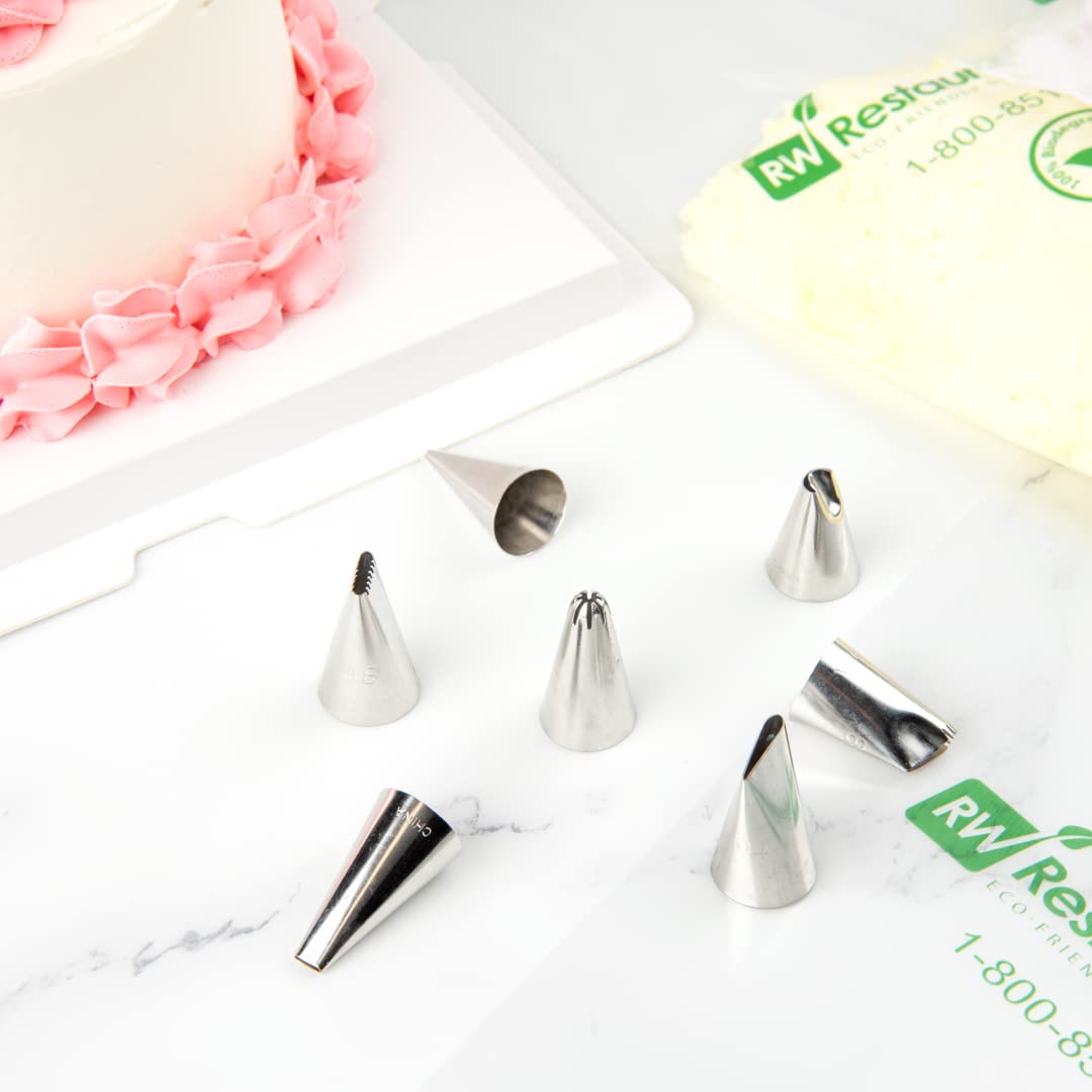 Restaurantware Pastry Tek Decorating Tip Star 1 Reusable Star Piping Tip - #31 Dent-Resistant Stainless Steel Closed Star Tip Dishwasher-Safe Decorate Cupcakes Cakes or Cookies
