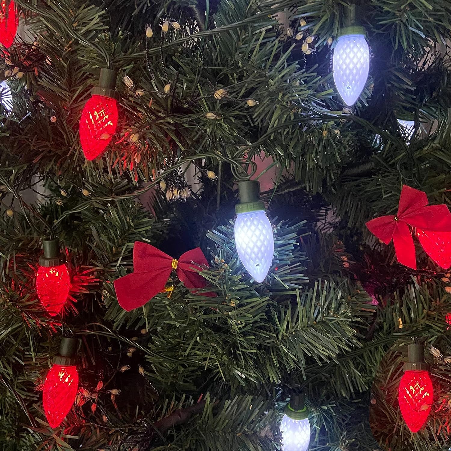 KAQ C9 Christmas Lights 2PK 100 LED 98ft Extendable Waterproof Christmas Lights Green Wire String Lights, Outdoor Christmas Lights for Patio Wedding Party Christmas Decorations (Red & Cool White)