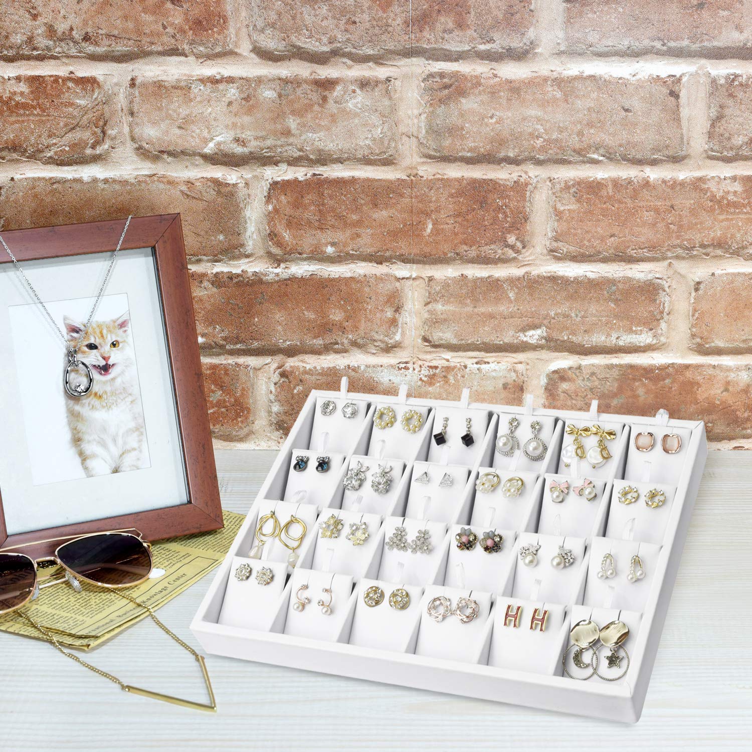MOOCA Premium White Leatherette Horizontal Earring Cards Display Tray with 24 Earring Cards, Showcase Display for Jewelry & Pendant Collection, 10 1/4 W x 7 1/2 D x 1 H in