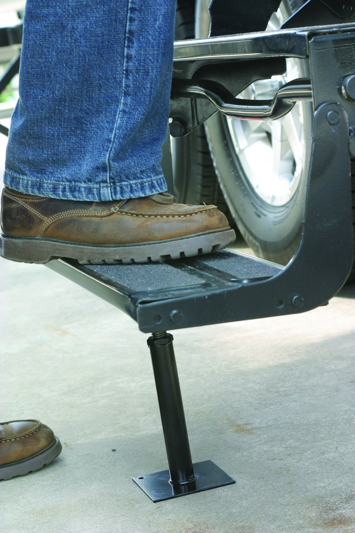 Camco Camper/RV Save-A-Step Brace - Stabilizes RV Steps & Protects Camper Step from Sag and Wear - Features 1,000lb Load Rating & Adjusts from 7-5/8” to 14” - Crafted of Heavy-Gauge Steel (43691)