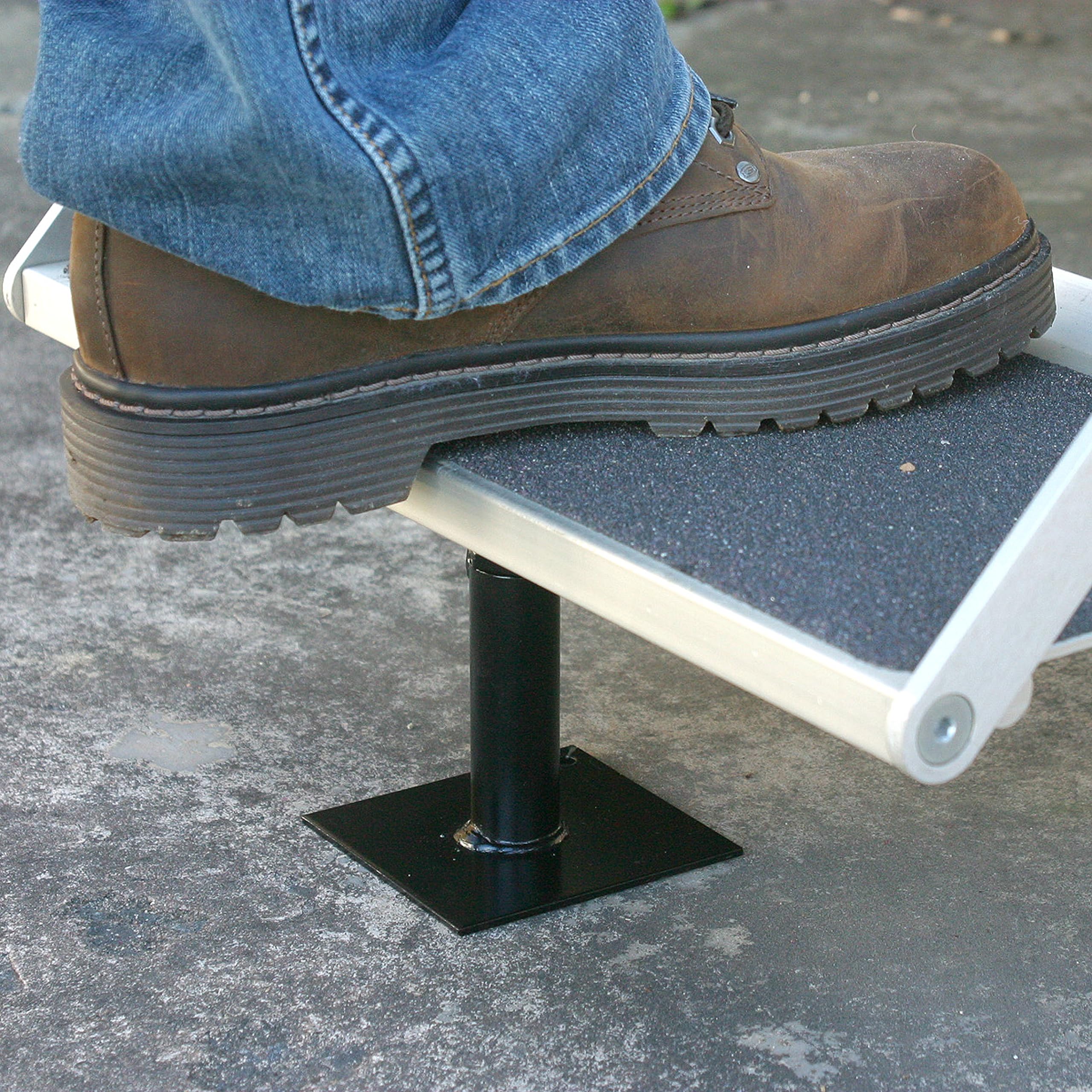Camco Camper/RV Save-A-Step Brace - Stabilizes RV Steps & Protects Camper Step from Sag and Wear - Features 1,000lb Load Rating & Adjusts from 7-5/8” to 14” - Crafted of Heavy-Gauge Steel (43691)