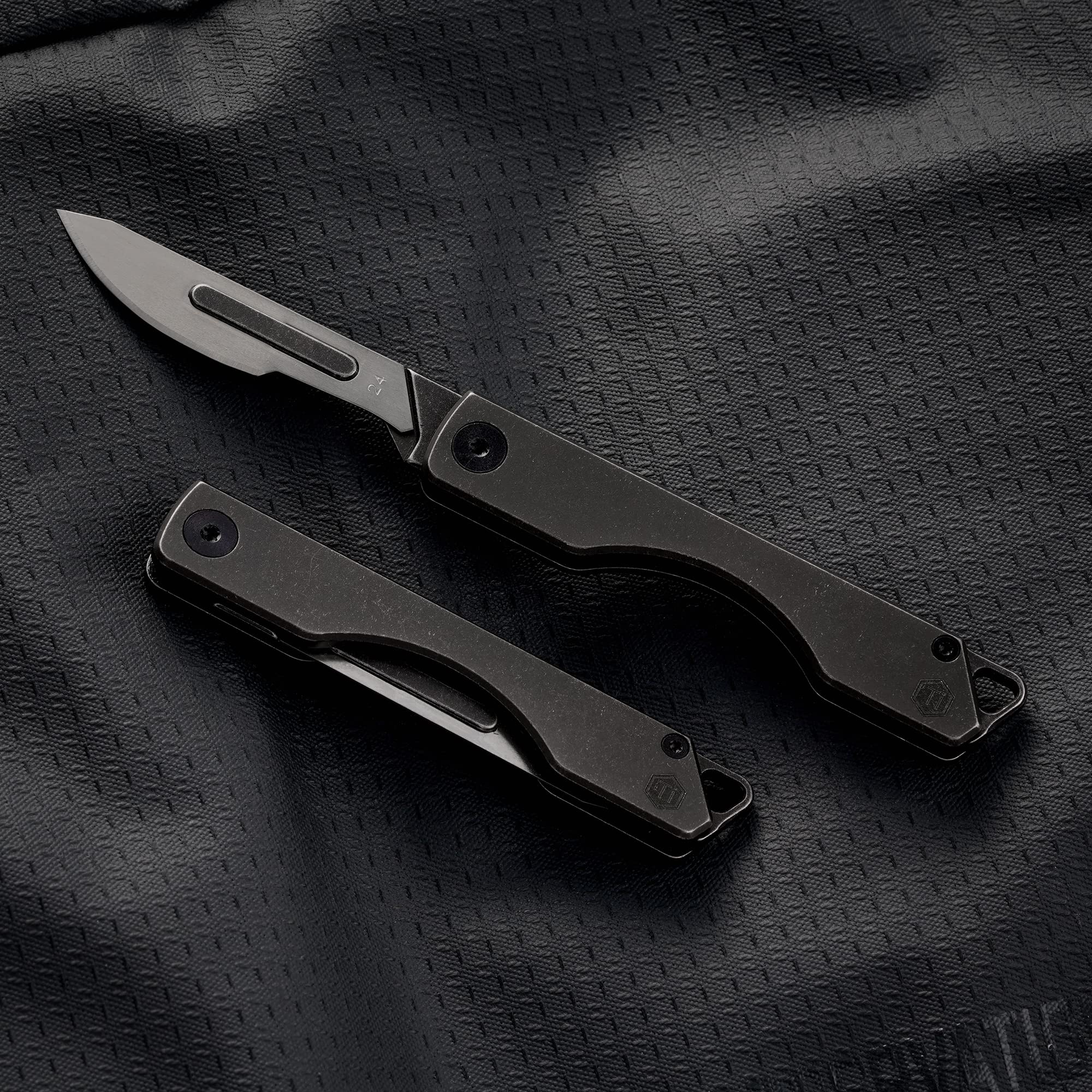 KeyUnity KK01 Titanium Folding Knife, Utility EDC Pocket Knife with #24 Replaceable Blade, for Outdoor Hunting, Camping, Fishing, Hiking for Men & Women (PVD Black)