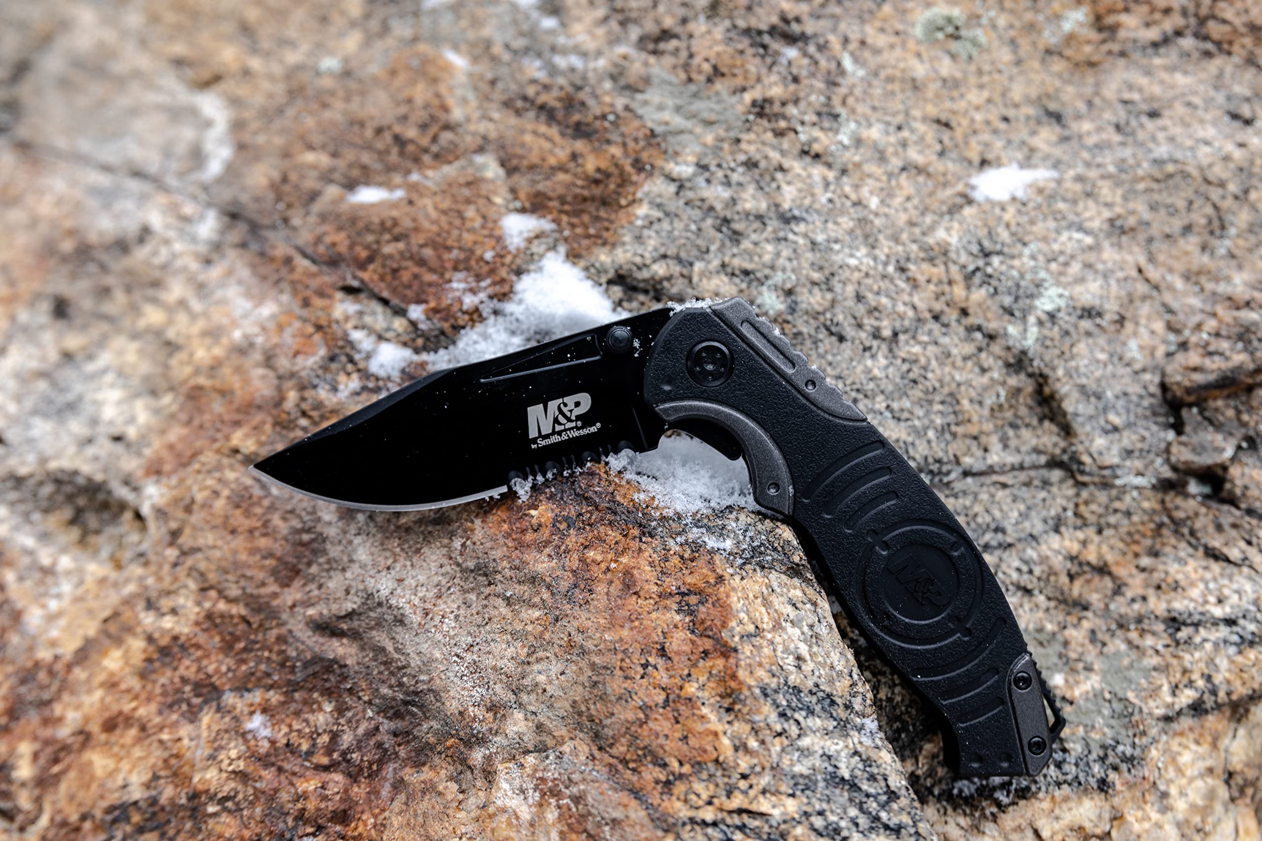 Smith & Wesson M&P SWMP13GS 8.2in High Carbon S.S. Folding Knife with 3.5in Serrated Clip Point Blade and Aluminum Handle for Outdoor, Tactical, Survival and EDC,Black