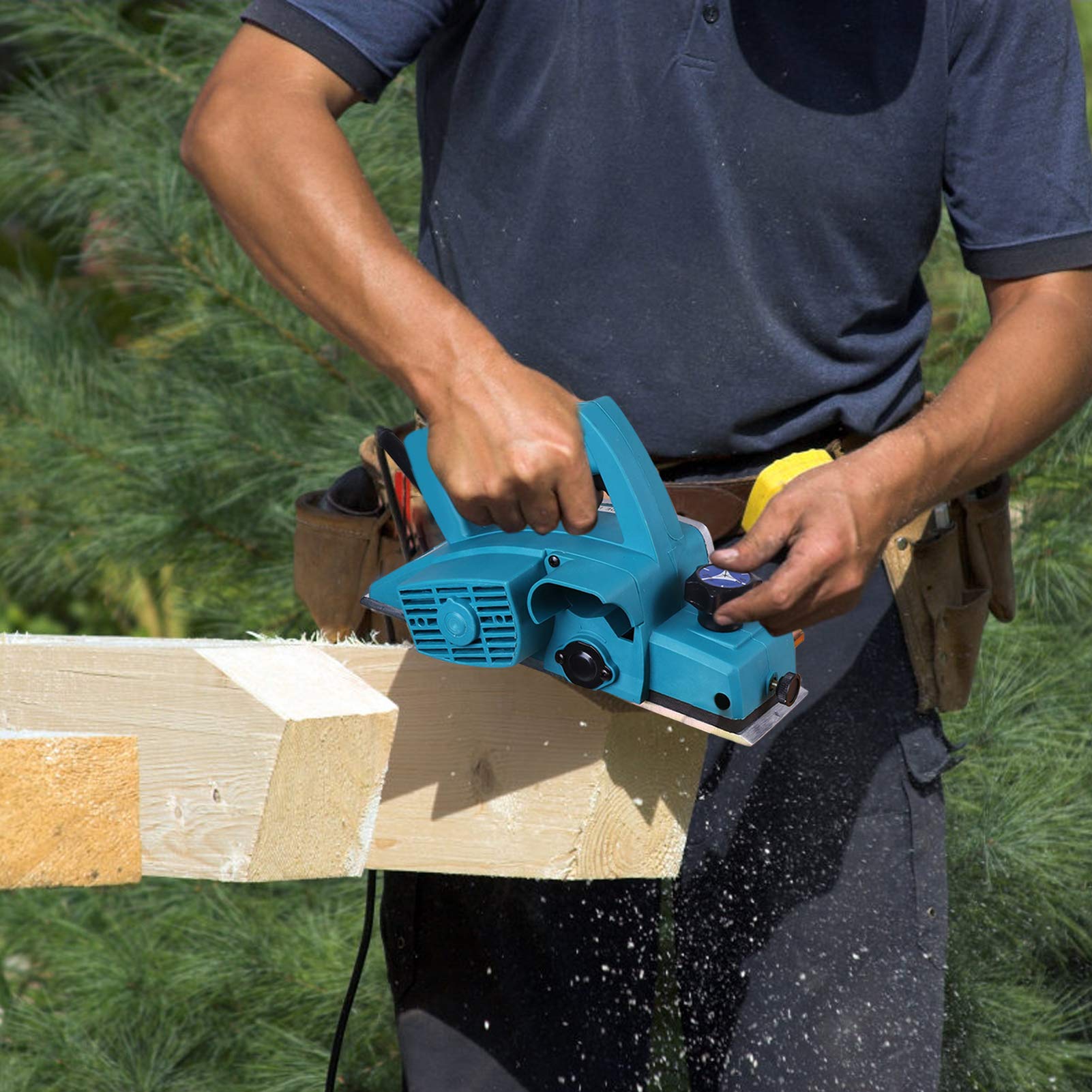 Electric Wood Planer Hand Held, 3-1/4-inch 600W 6-Amp 13000-16000Rpm Powerful Portable Woodworking Electric Planer with Adjustable Cut Depth for Wood