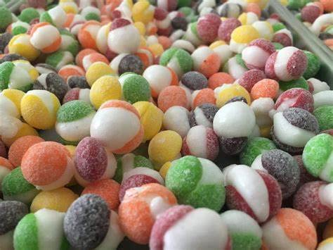 S&W Candy Co. Freeze Dried Sour Freetles | Freeze Dried Candy | 9oz BIG BAG | Super Sour Candy | PROUDLY MADE IN THE USA