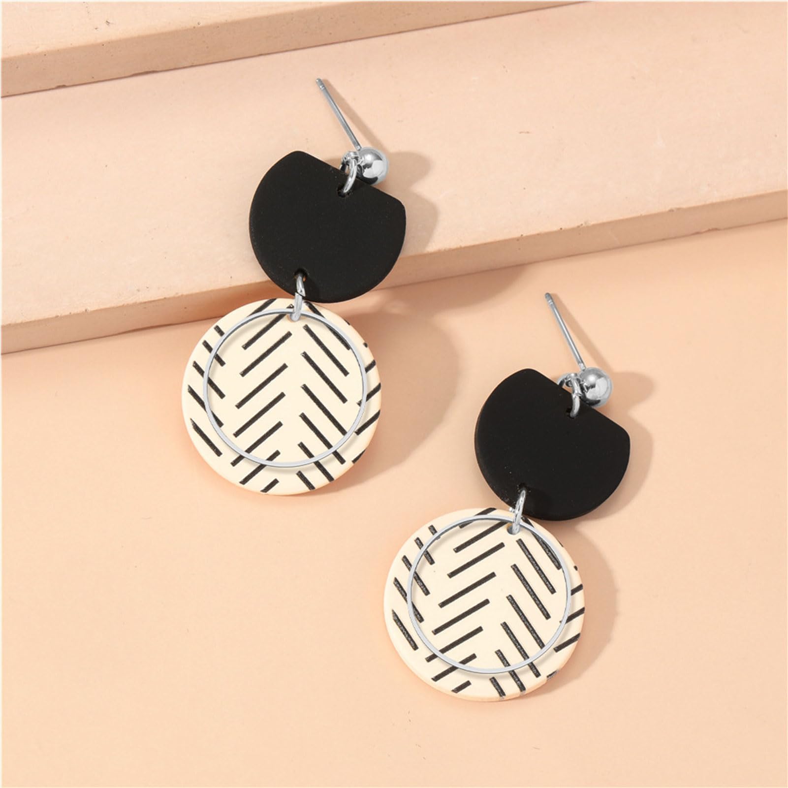 100Pcs Earring Hoops for Jewelry Making, 30mm Earring Finding Hypoallergenic Round Circle Earrings Beading Hoop Bulk Open Bezel Pendant Frame for DIY Earring Making Jewelry Finding(Gold)