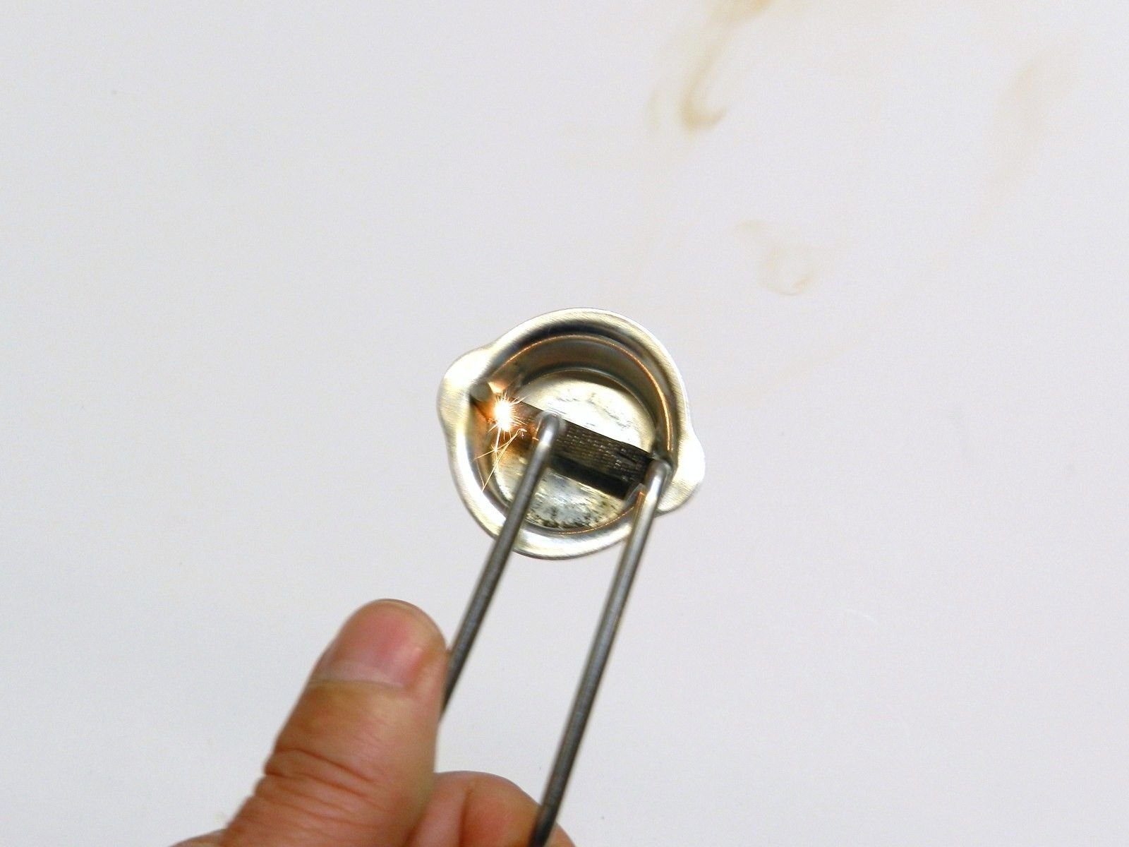 Spark Lighter with FLINTS Ignitor Sparker for Torch - 6 Strikers & 10 FLINTS (E13)