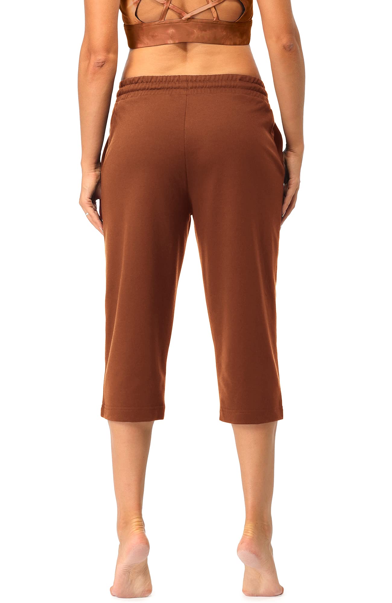 icyzone Capri Sweatpants for Women - French Terry Workout Cropped Joggers Athletic Lounge Pants with Pockets (Copper Brown, M)