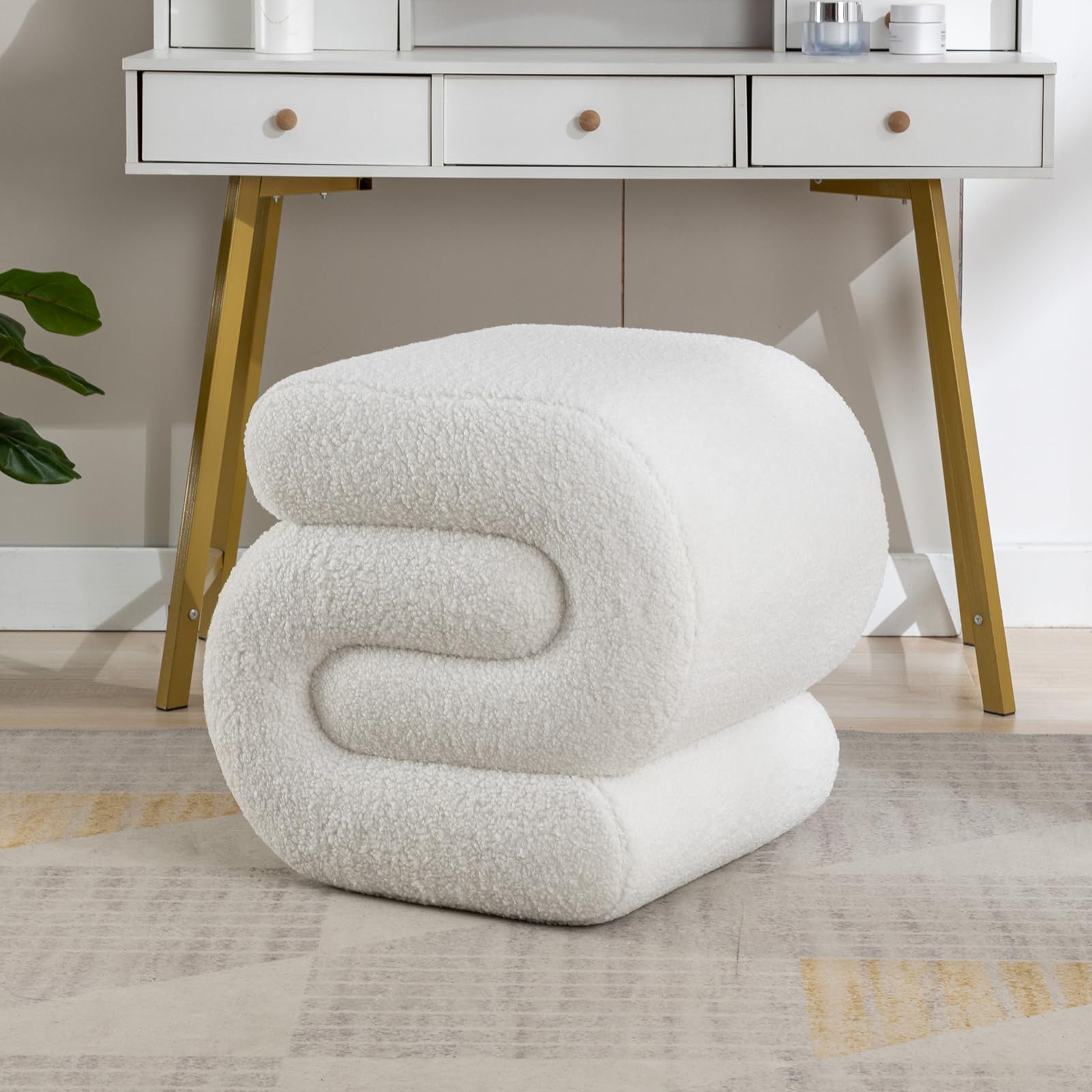 KIVENJAJA Sherpa Ottoman Stool, Modern S-Shaped Boucle Vanity Stool Pouf Ottoman Seat, Decorative Floor Chair Foot Stool for Makeup Room, Bedroom, Living Room (Teddy, White)