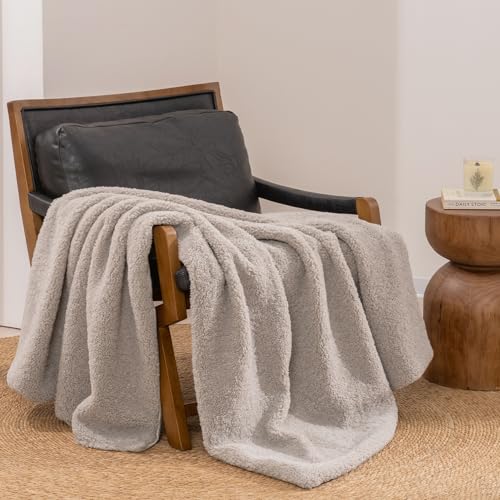 EVERGRACE Ultra Soft Boucle Teddy Sherpa Throw Blanket Fuzzy Fleece Blanket Cozy Couch Cover Comfy Faux Fur Bed Throw and Blanket Warm Decorative Throws for Sofa Bedroom Travel, 50''x60'',Taupe