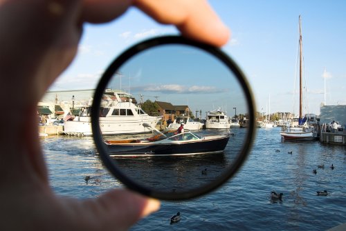 C-PL (Circular Polarizer) Multicoated | Multithreaded Glass Filter (72mm) for Canon EF-S 18-200mm f/3.5-5.6 is USM