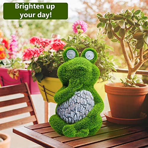 Garden Statue of Frog with Solar Light Eyes - Outdoor Spring Decoration - Garden Frog Figurine for Patio, Balcony, Yard, Lawn Ornament - Unique Housewarming Gift