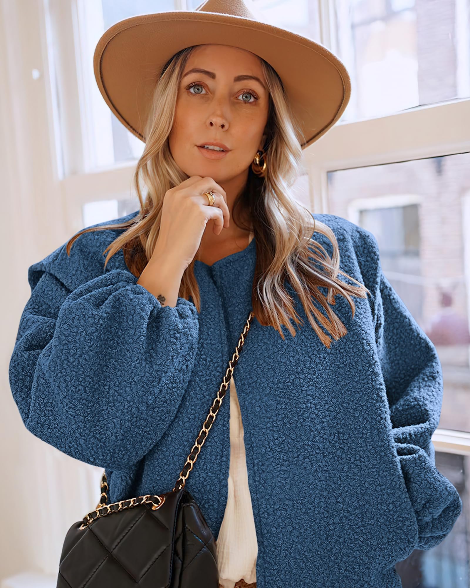 KIRUNDO Women's 2024 Fall Winter Sherpa Fleece Jacket Faux Wool Embedded Lantern Sleeve Casual Loose Outwear With Pockets(Blue, Small)