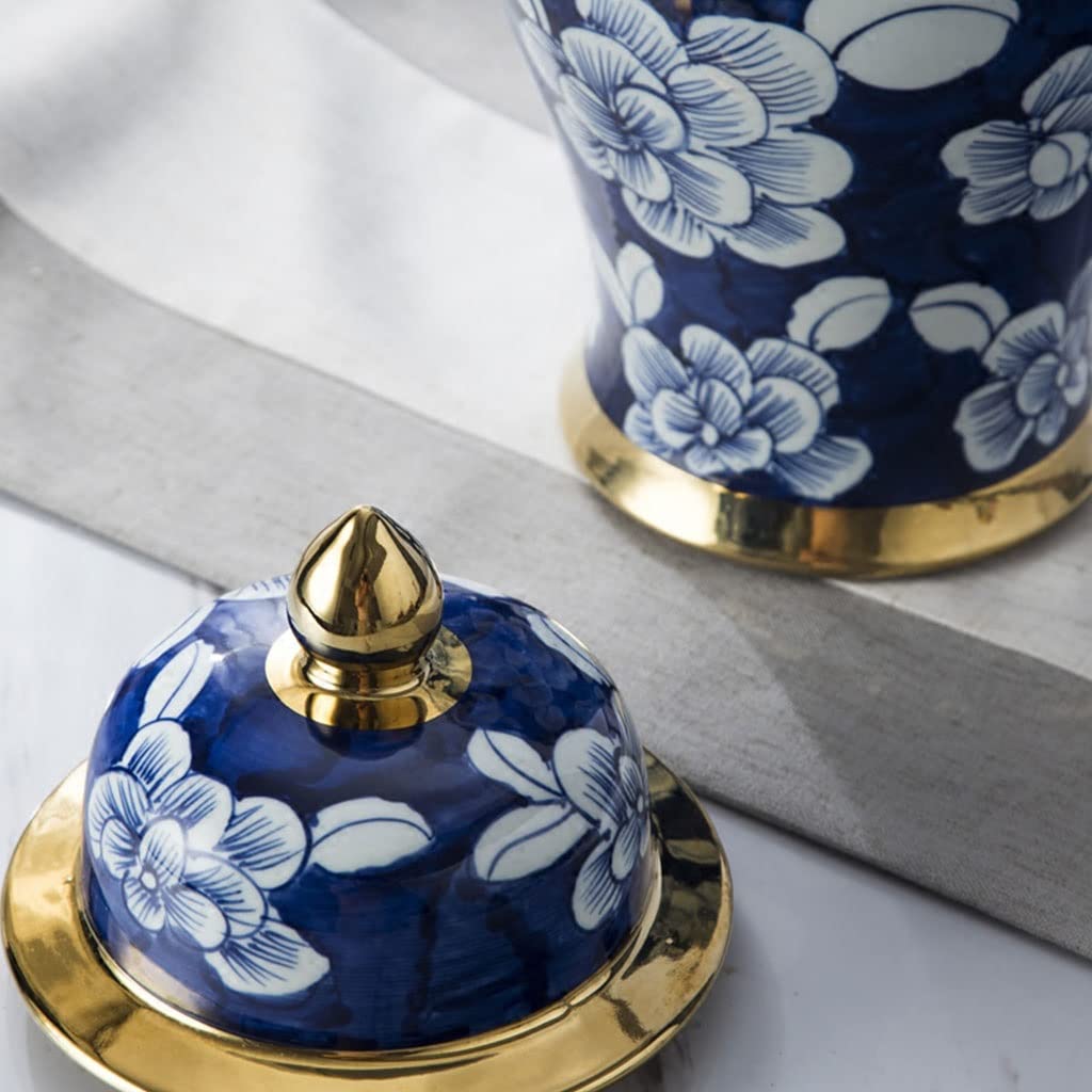 Hand Painted Blue and White Porcelain Ginger Jar Ceramic Vase, Chinese Style Living Room Home Decoration, Temple jar with Gilt Edge (Size : Small)
