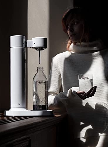 aarke - Carbonator III Premium Carbonator - Sparkling & Seltzer Water Soda Maker Soda Maker with PET Bottle (White, With CO2 Cylinder)