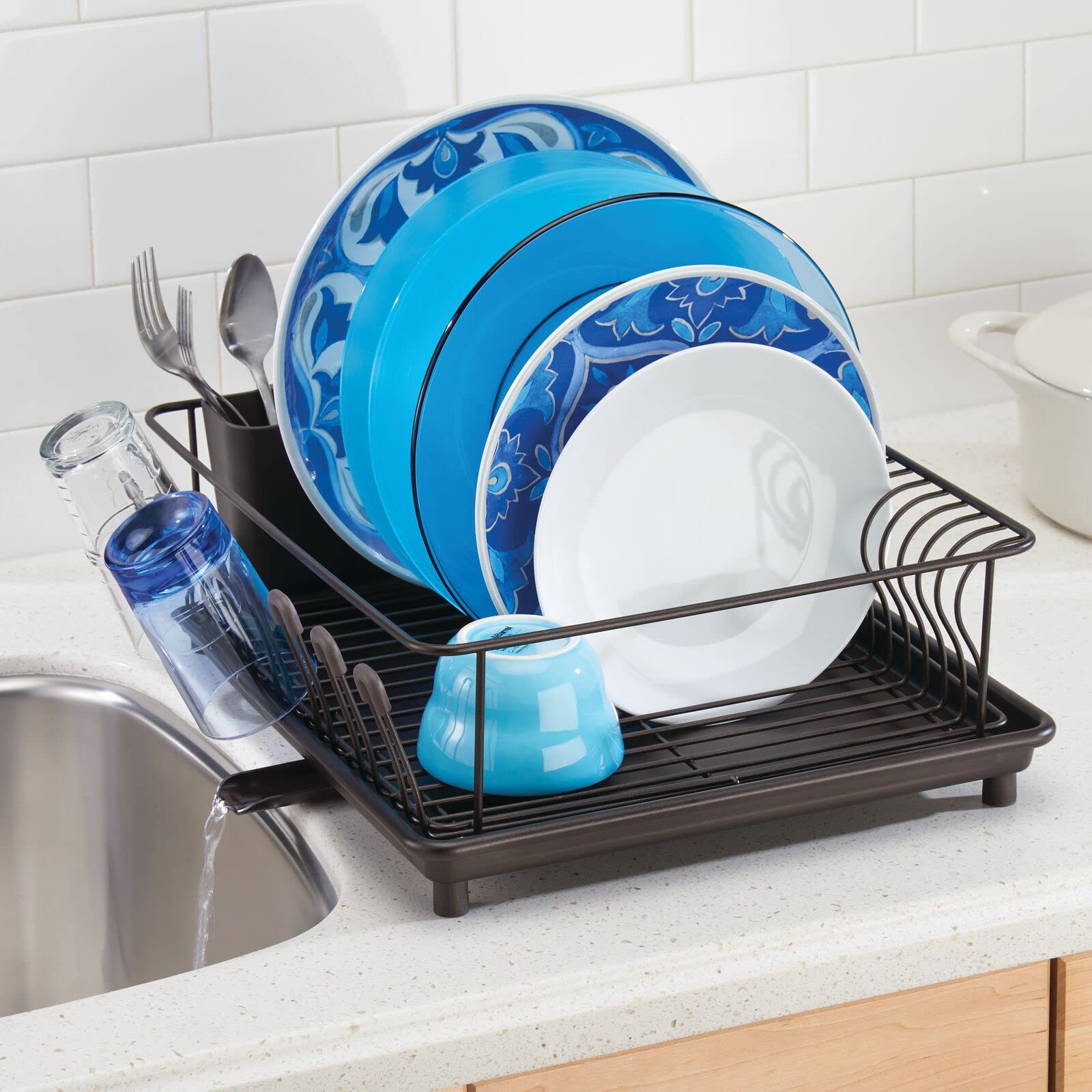 mDesign Alloy Steel Sink Dish Drying Rack Holder with Plastic Swivel Spout Drainboard Tray - Dish Rack/Dish Drainer Storage Organizer for Kitchen Counter - Concerto Collection, Bronze