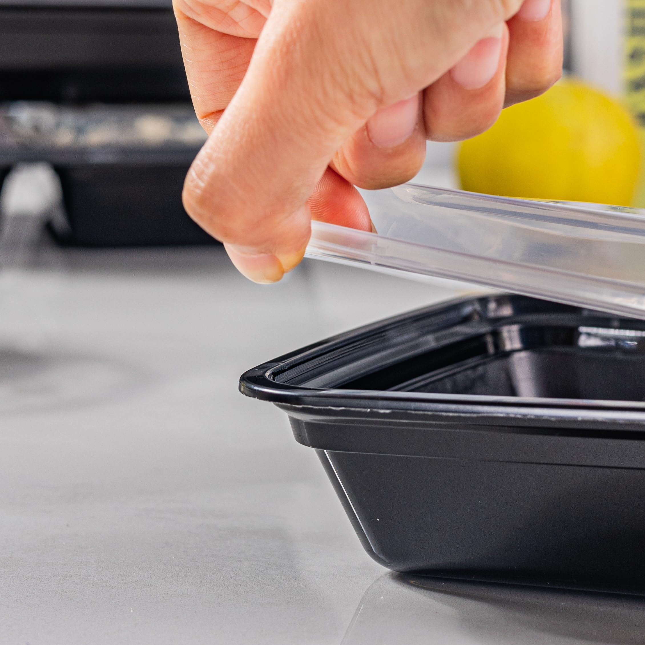 Microwave Safe Meal Prep Containers with Lids 32 oz - 50 Pack Plastic Food Storage Bowls for Lunch, Takeout, and Restaurant-Style Dining - Perfect for To-Go Meals, Salads, and Healthy Eating at Home