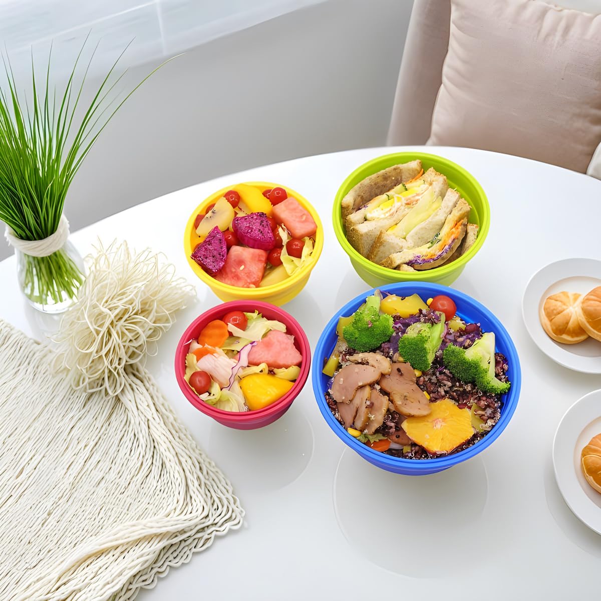 FUSMYE Set of 4 Collapsible Silicone Food Storage Containers With Lids,Round Bowls For Kitchen, Microwave,Dishwasher and Freezer Safe For Camping,Foldable Meal Box, BPA Free