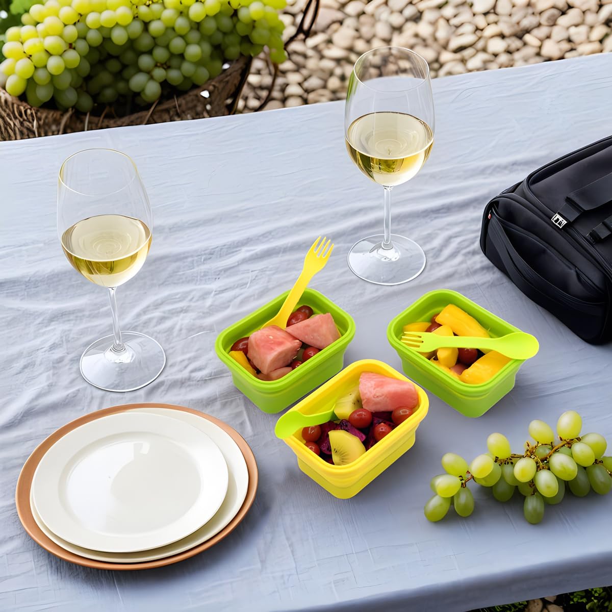 FUSMYE 3 PCS Collapsible Silicone Snack Containers Leak Proof, 11.8 oz Small Bento Box with Lids, Fruits Soups Food Storage For Kitchen, Camping, BPA Free, Microwavable