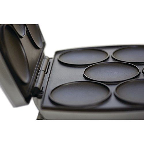 Brentwood AR-136 6 Piece Non-Stick Arepa Maker Silver, 1"