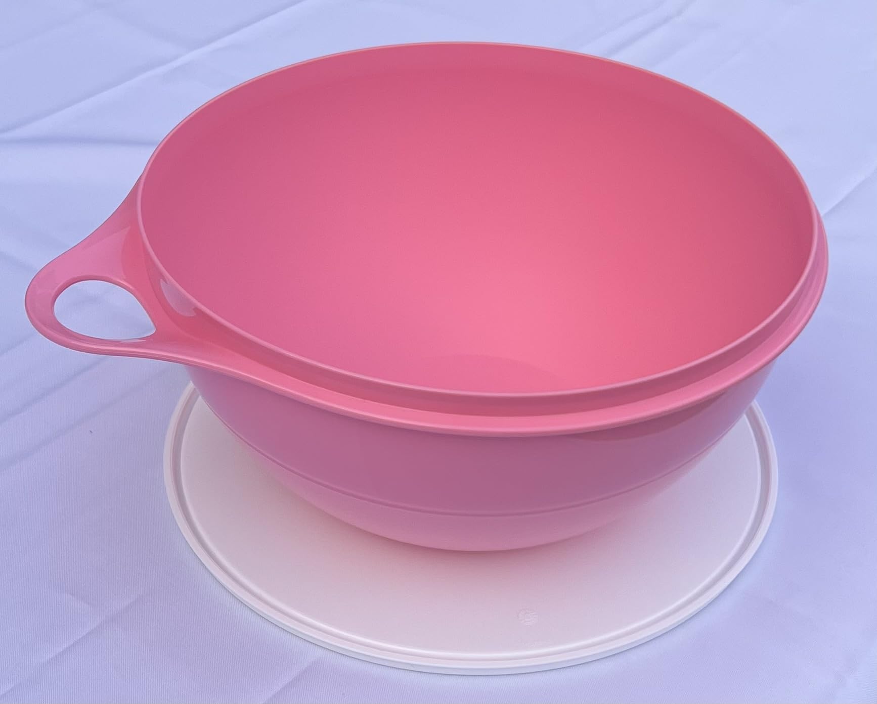 Generic Thatsa Bowl Medium Plastic Food Storage Container, 4.5 Liter/19 Cup Capacity, Airtight & Leak-Proof Lid, Pink