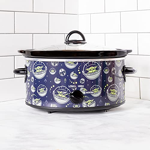Uncanny Brands Star Wars The Mandalorian 5 Quart Slow Cooker- Easy Cooking For Baby Yoda- Kitchen Appliance …