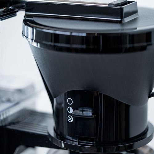 Technivorm Moccamaster 10-Cup 40oz Coffee Brewer Handmade Coffee Maker - KBT741 - Polished Silver