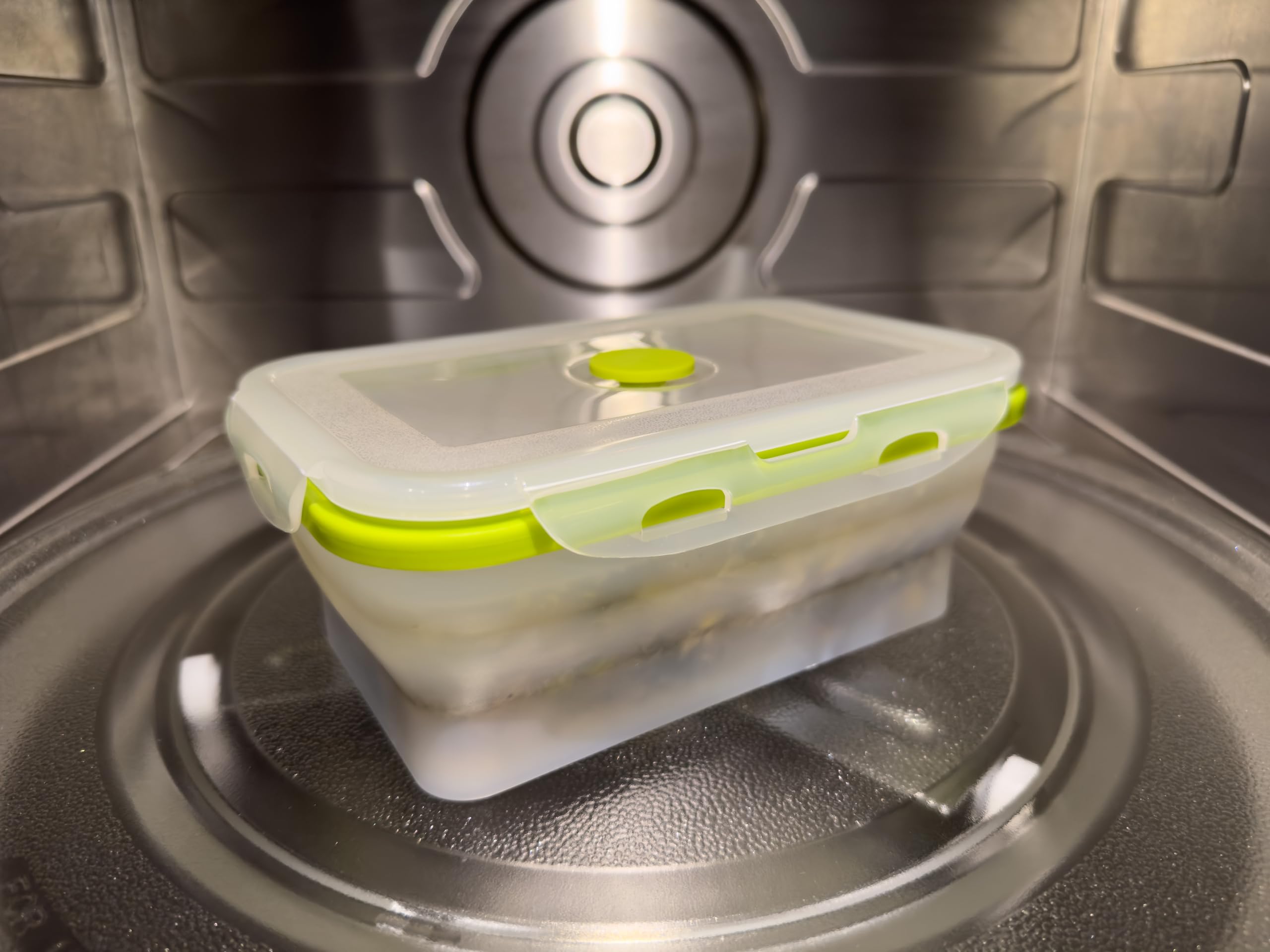 Aura Global Collapsible Silicone Food Storage Containers - Rectangular Set of 4 with Airtight Snap-Down Plastic Lids - Microwave, Dishwasher, Freezer Safe