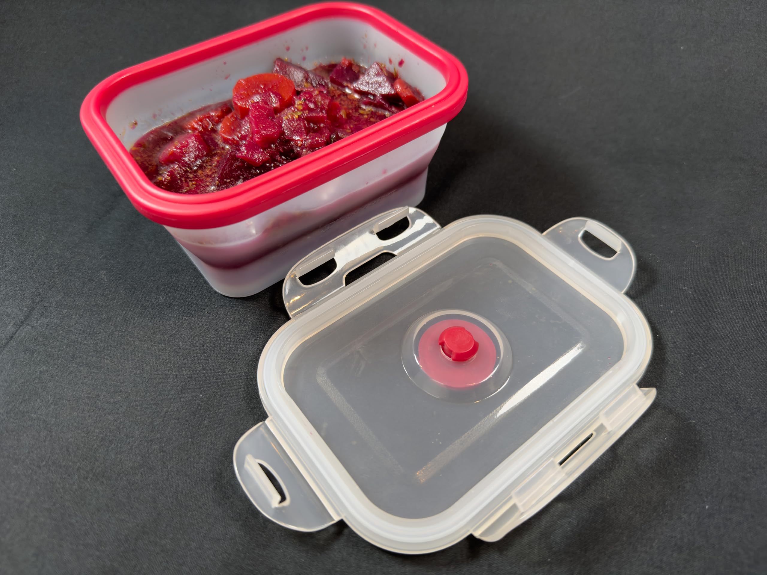 Aura Global Collapsible Silicone Food Storage Containers - Rectangular Set of 4 with Airtight Snap-Down Plastic Lids - Microwave, Dishwasher, Freezer Safe