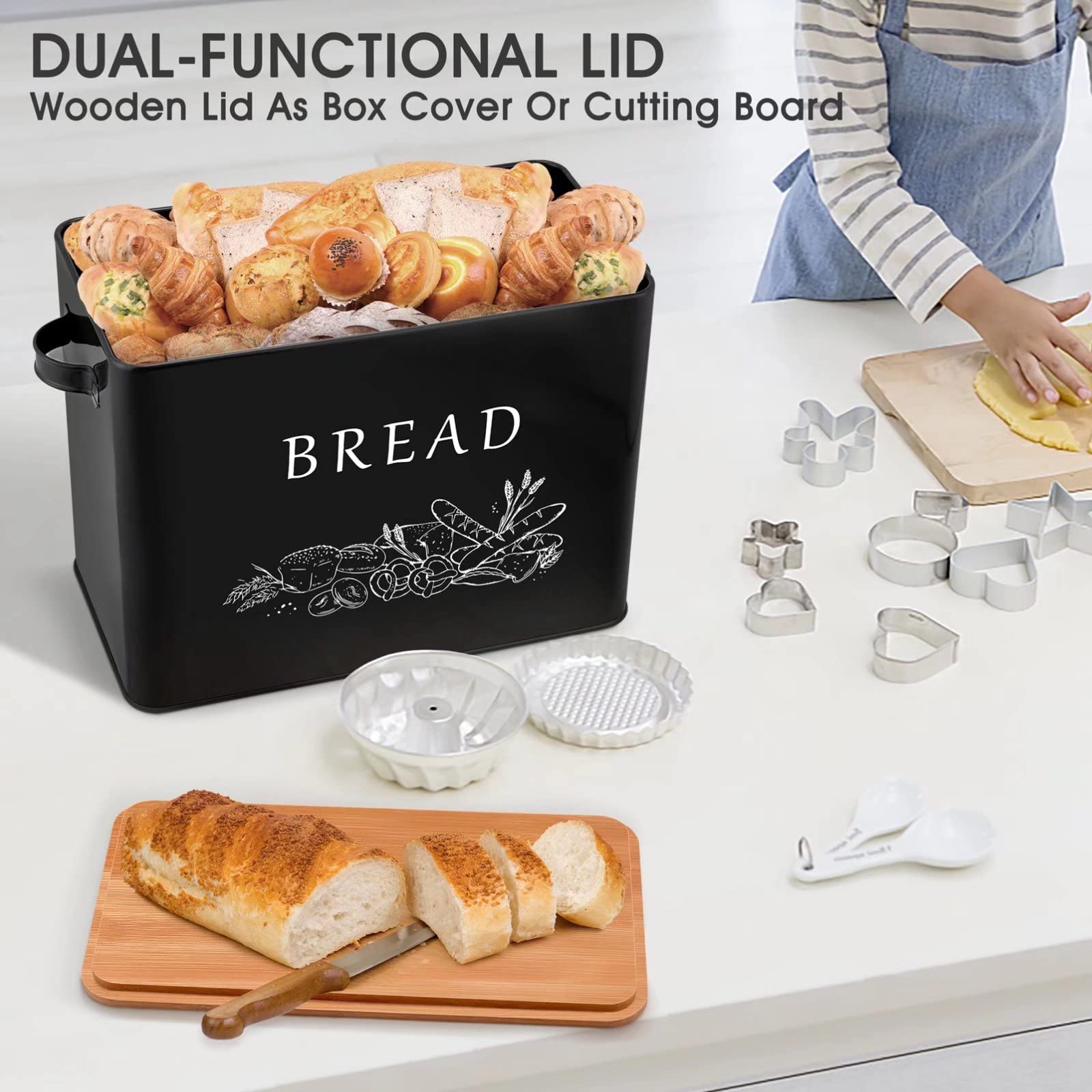 TeamFar Bread Box with Wooden Lid, 13.1β x 7.2β x 9.7β Metal Bread Container Storage Holder for Family Farmhouse Kitchen Countertop, Powder-Coated & Healthy, Large Capacity & Classic Pattern (Black)