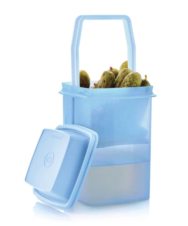 Tupperware Large Square Pick A Deli Pickle Keeper Container 8 Cup / 2L in Sheer Ice Cube