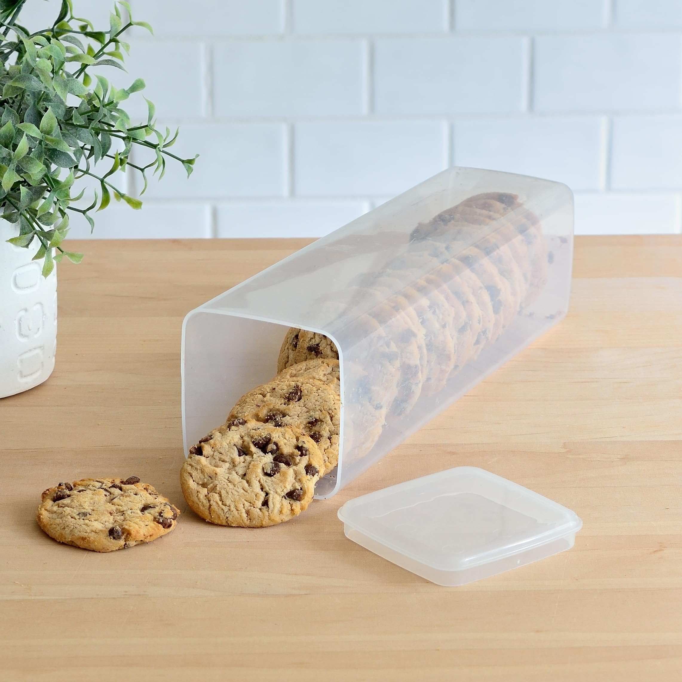 Youngever 2 Pack Plastic Cookie Containers, Cookie Jars, Cookie Cracker & Biscuit Storage Container, Food Storage Containers with Lid (Square)
