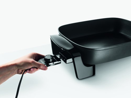 De'Longhi Electric Skillet with Tempered Glass Lid, 16" X 12", Black