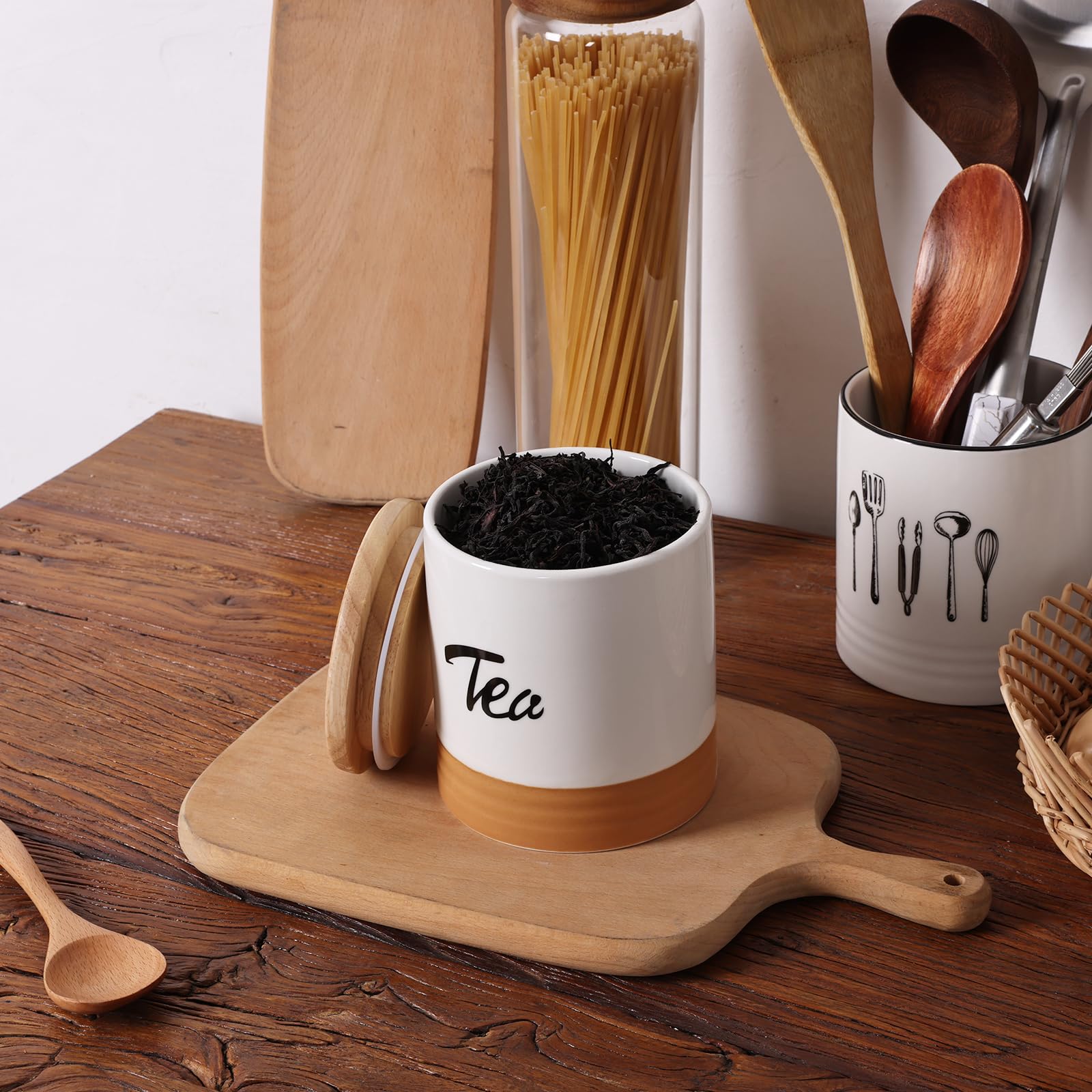 LEETOYI Ceramic Food Storage Containers with Lid,Modern Farmhouse Kitchen Decor, Countertop Food Storage Caddy Organizer, 4.5Inch 31oz (Labeled Tea)