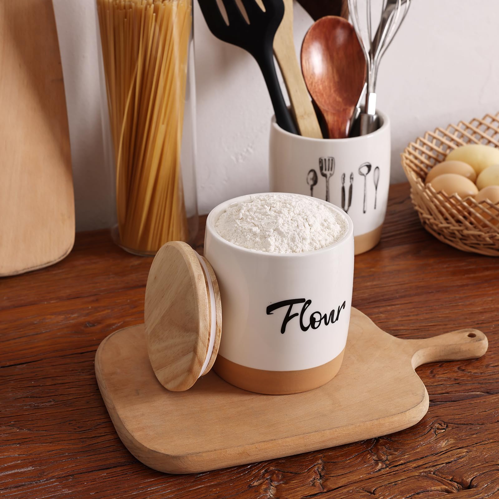 LEETOYI Ceramic Food Storage Containers with Lid,Modern Farmhouse Kitchen Decor, Countertop Food Storage Caddy Organizer, 33oz (Labeled Flour)