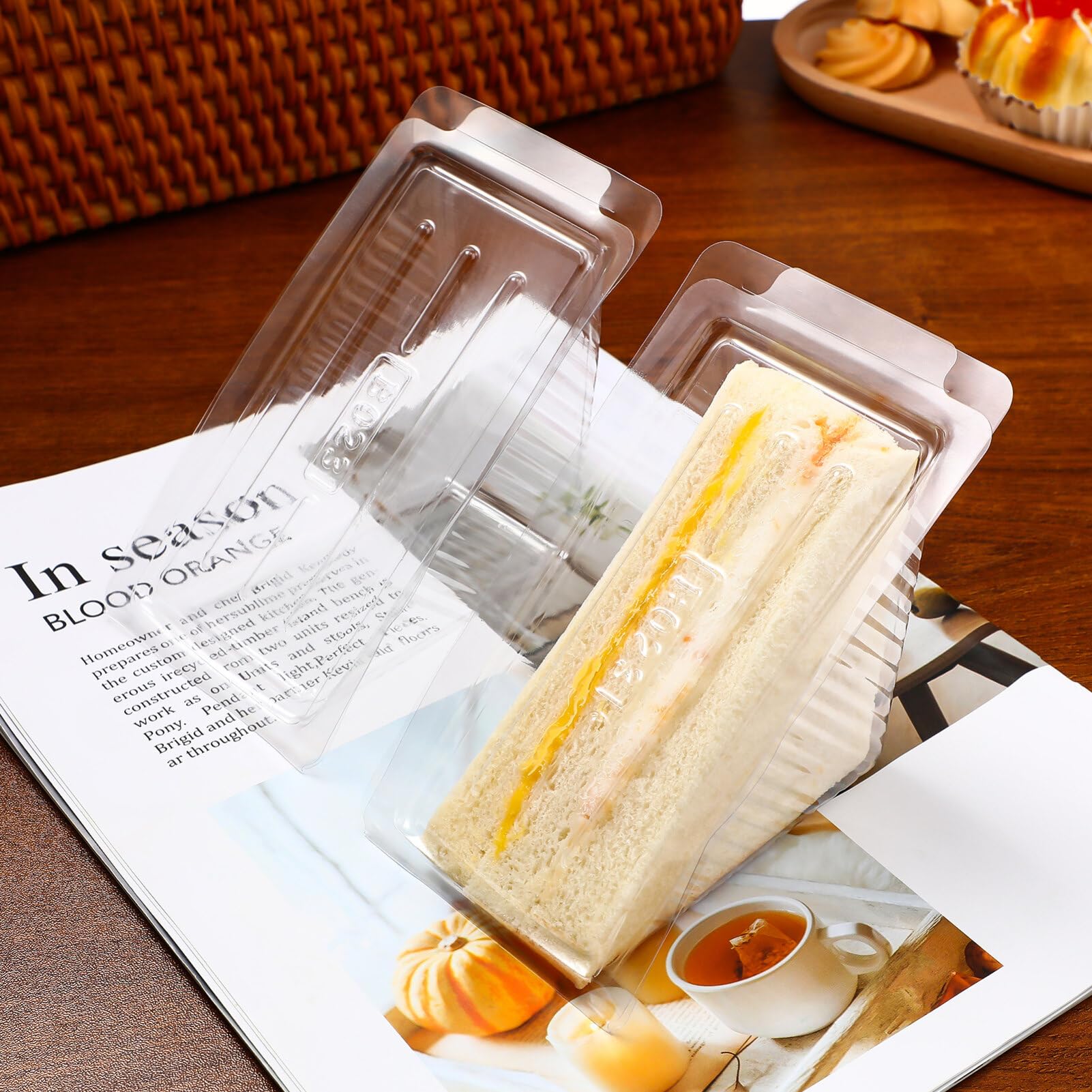 Cabilock 50pcs Sandwich Packing Boxes Food Containers Clear Sandwich Case Sandwich Triangle Boxes Take Out Containers for Sandwich Cake Dessert,Hamburger