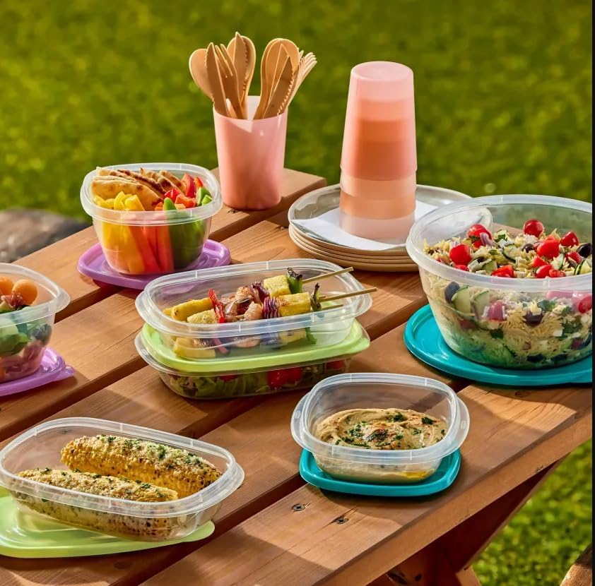 Rubbermaid TakeAlongs 2.9 Cup On the Go Square Food Storage Containers, Set of 4, Teal Splash