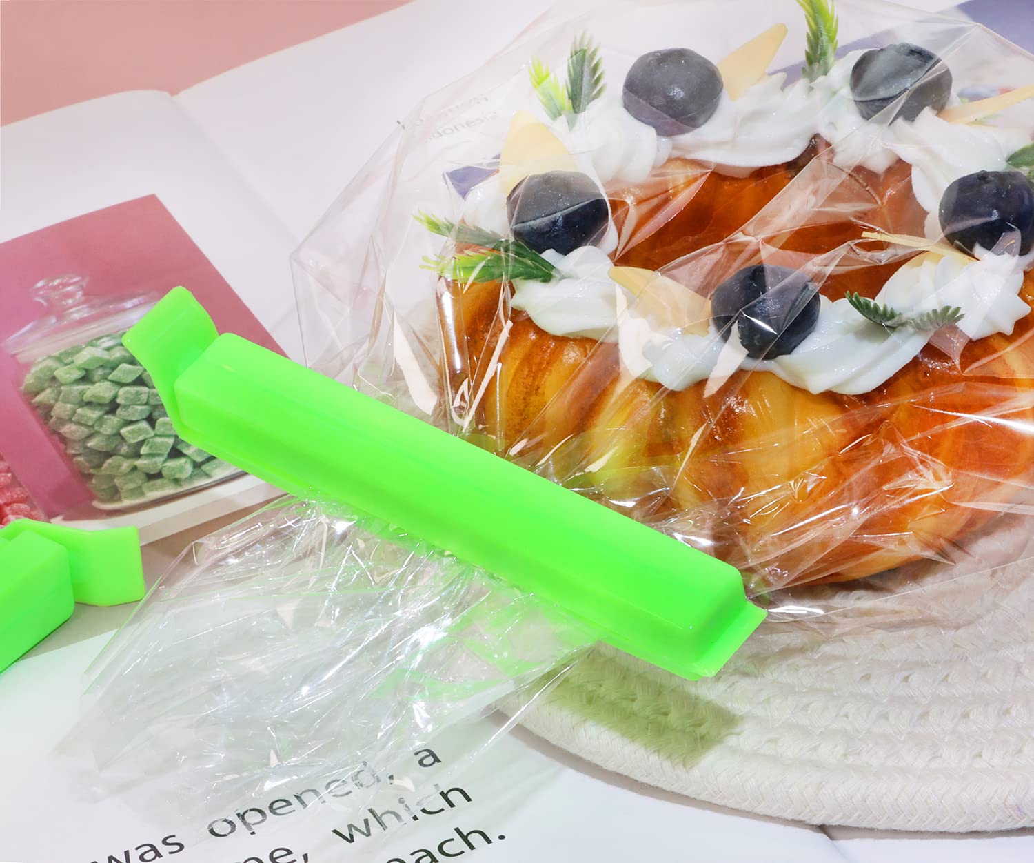 PENTA ANGEL Bag Sealing Clips 20Pcs Reusable Colorful Plastic Chip Clips Bread Bag Clamp for Home Kitchen Food Snack Packages Storage (20)
