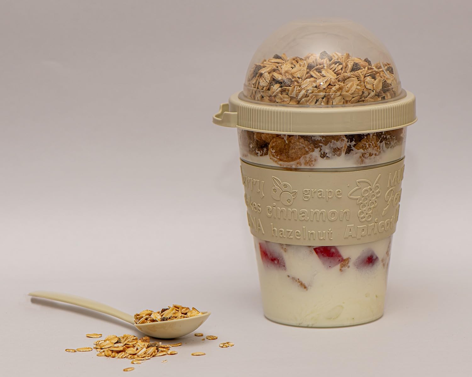 20 OZ Overnight Oats Container With Lid and Fruit Peeler, Meal Prep, Parfait Cups, Plastic Storage With Lids, Salad for Lunch, Yogurt,Crunch Cup,Colorful Set of 2 & Blue Fruit Peeler