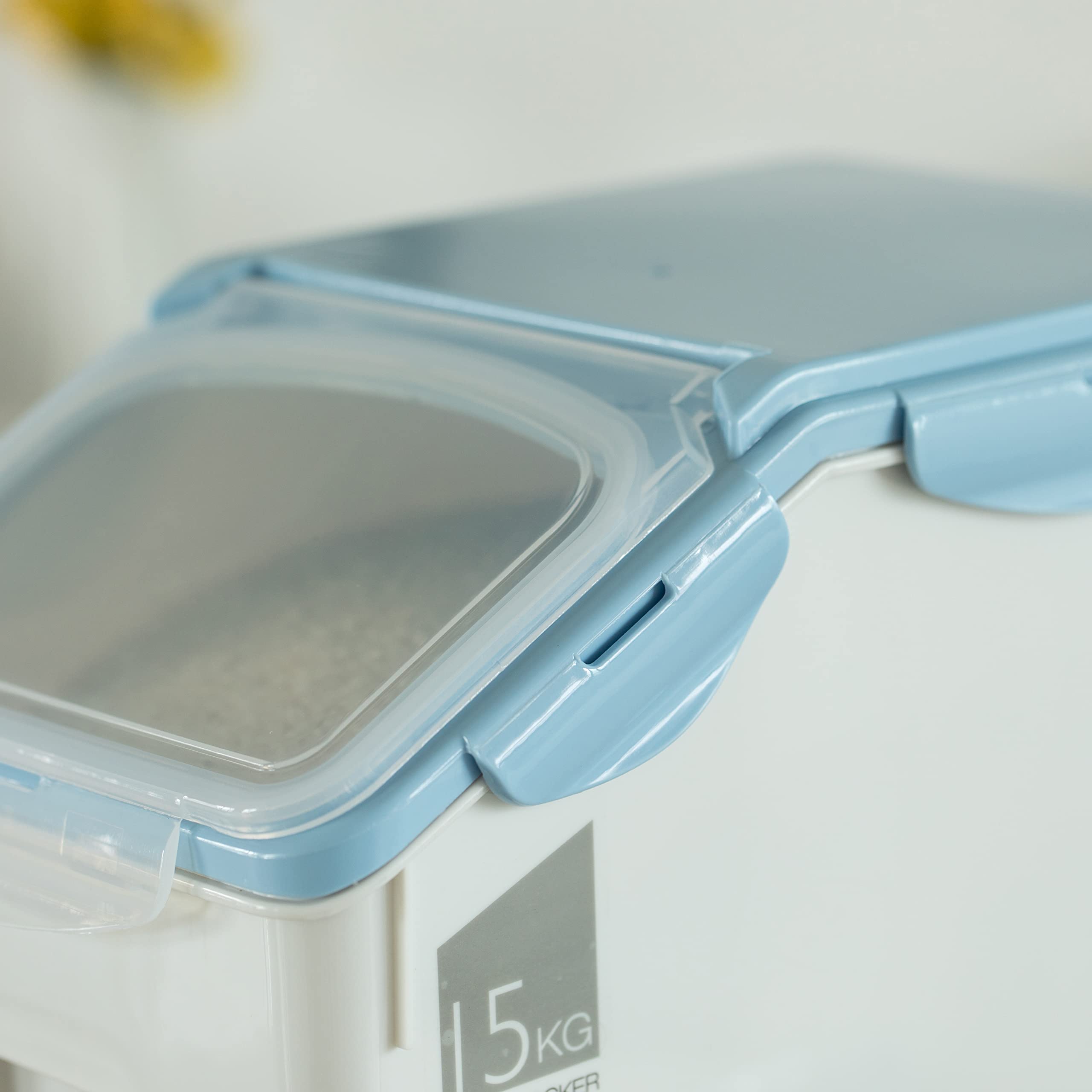 Basicwise Set of 2 White Plastic Storage Food Holder Containers, with a Measuring Cup and Wheels,Large (QI004138L.2)