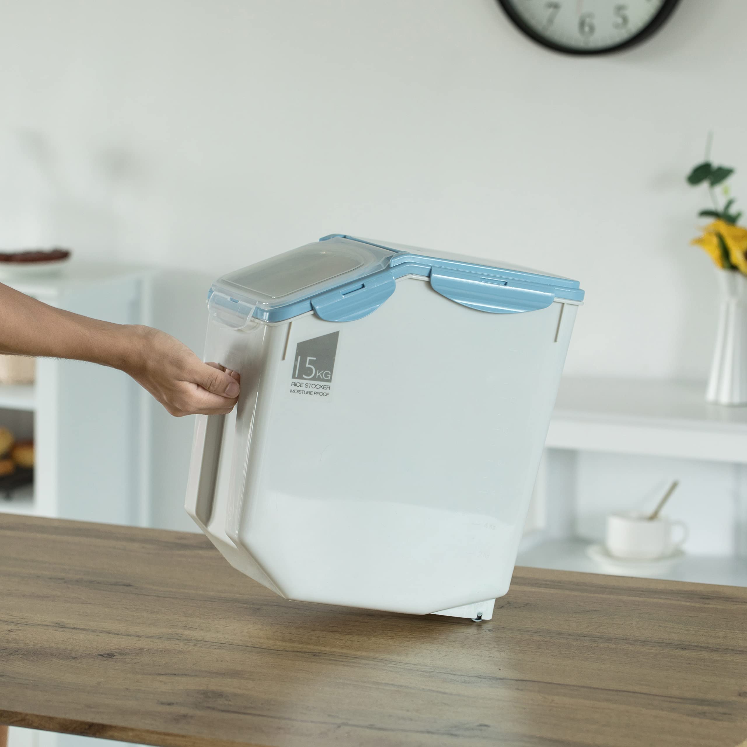 Basicwise Set of 2 White Plastic Storage Food Holder Containers, with a Measuring Cup and Wheels,Large (QI004138L.2)
