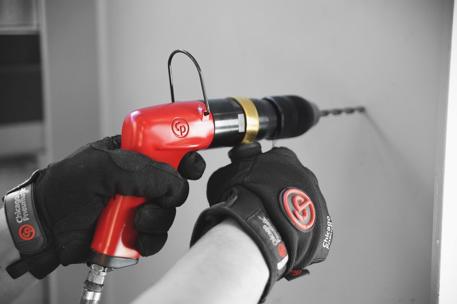 Chicago Pneumatic CP1117P05 - Air Power Drill, Hand Drill, Power Tools & Home Improvement, 1/2 Inch (13 mm), Keyed Chuck, Pistol Handle, 1.01 HP / 750 W, Stall Torque 22.1 ft. lbf / 30 Nm - 500 RPM