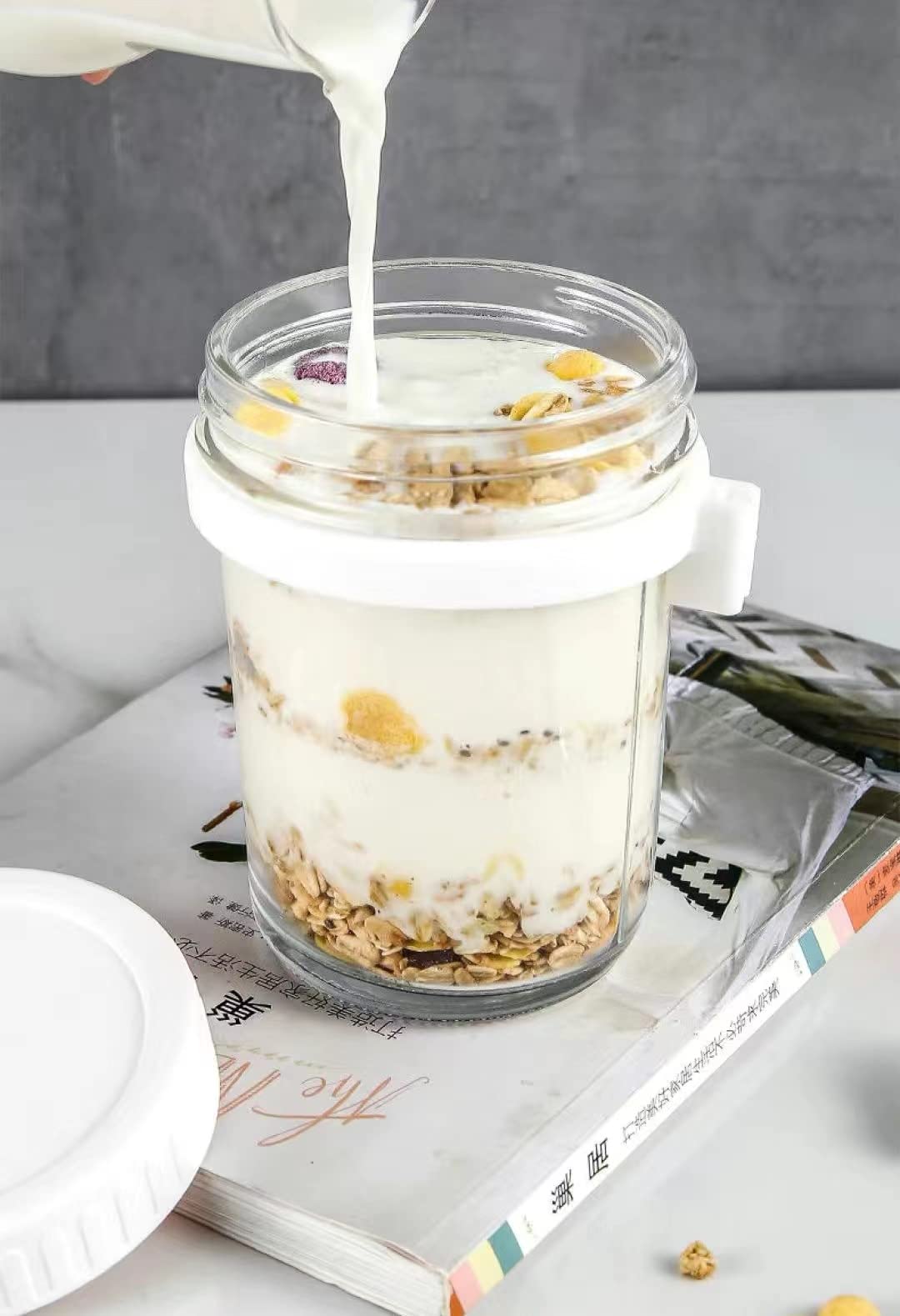 Overnight Oat Container with Lid and Spoon Set, 10 oz Large Airtight Oatmeal Container with Measure Marks Cereal, Milk, Vegetable and Fruit Salad Storage Containers (white and grey)