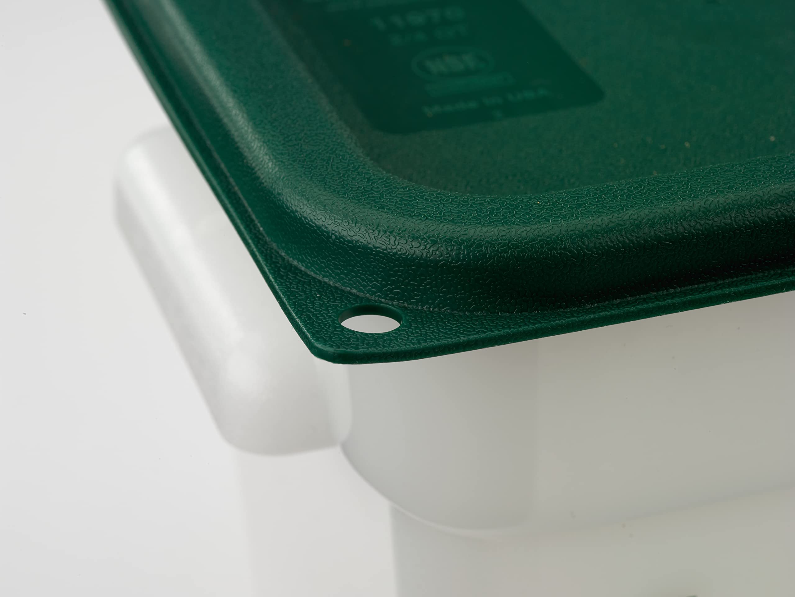 Carlisle FoodService Products Squares Square Food Storage Container Lid with Stackable Design for Catering, Buffets, Restaurants, Proprietary Blend, 2 To 4 Quarts, Forest Green