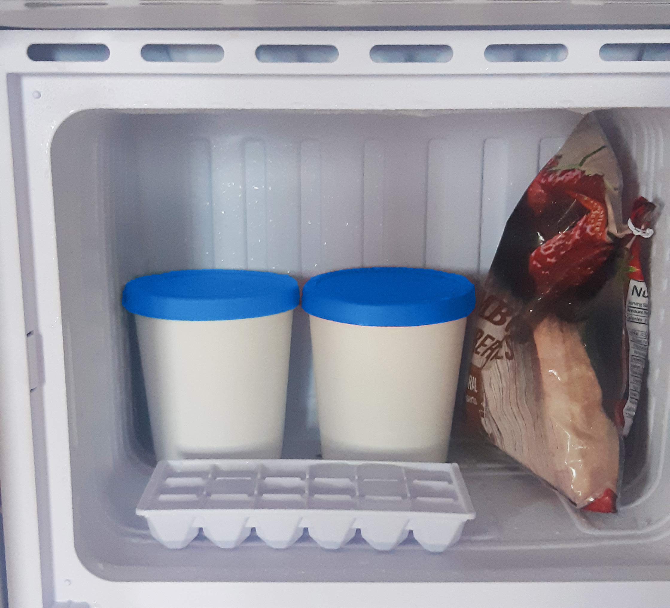Ice Cream Freezer Storage Containers with Silicone Lids (3 Pack, 1- Quart Each) + 2 Serving Cups – Dishwasher Safe - Large Reusable BPA-Free Tub for Homemade Ice-Cream