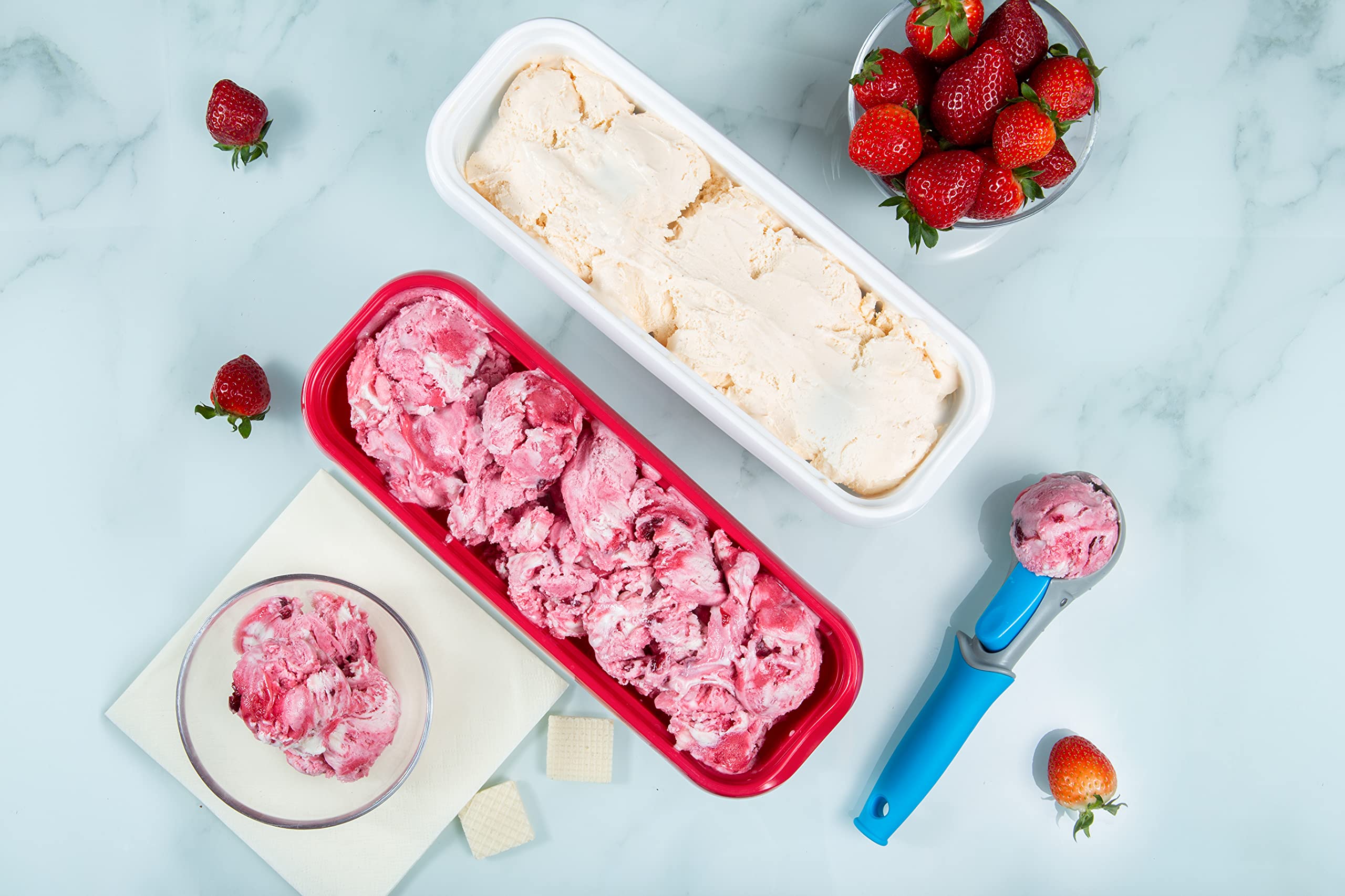 LIN Insulated Ice Cream Containers 2-Pack with Serving Scoop - 1.6 Quart Reusable Rectangle Dessert Storage Tubs for Homemade Ice Cream, 1 Red & 1 White Lid - Non-BPA Plastic - Dishwasher-Safe