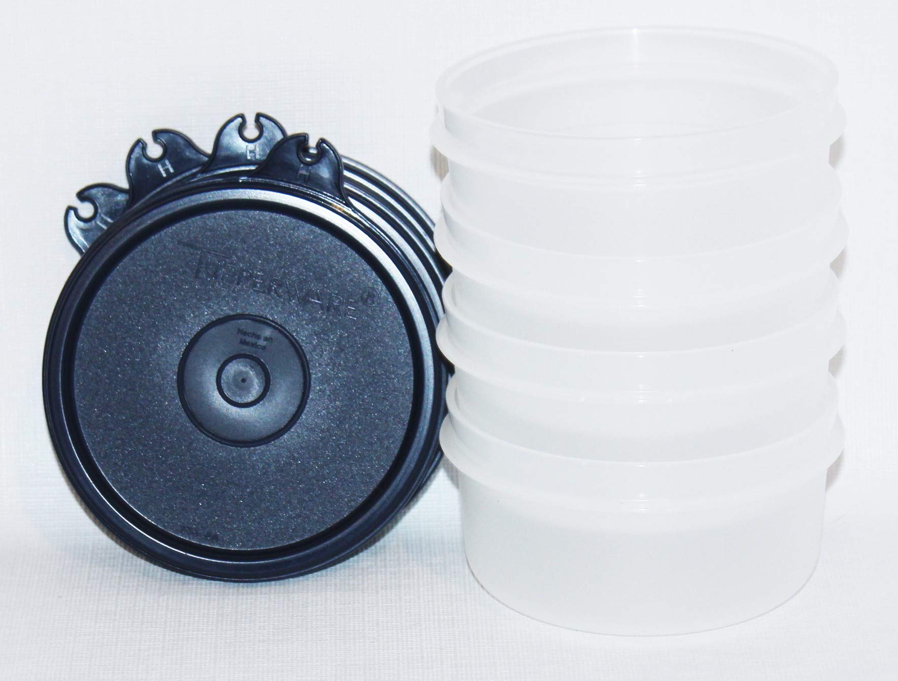 Tupperware Set of 4 Serving Snack Cups 8 Ounce Navy Blue Seals