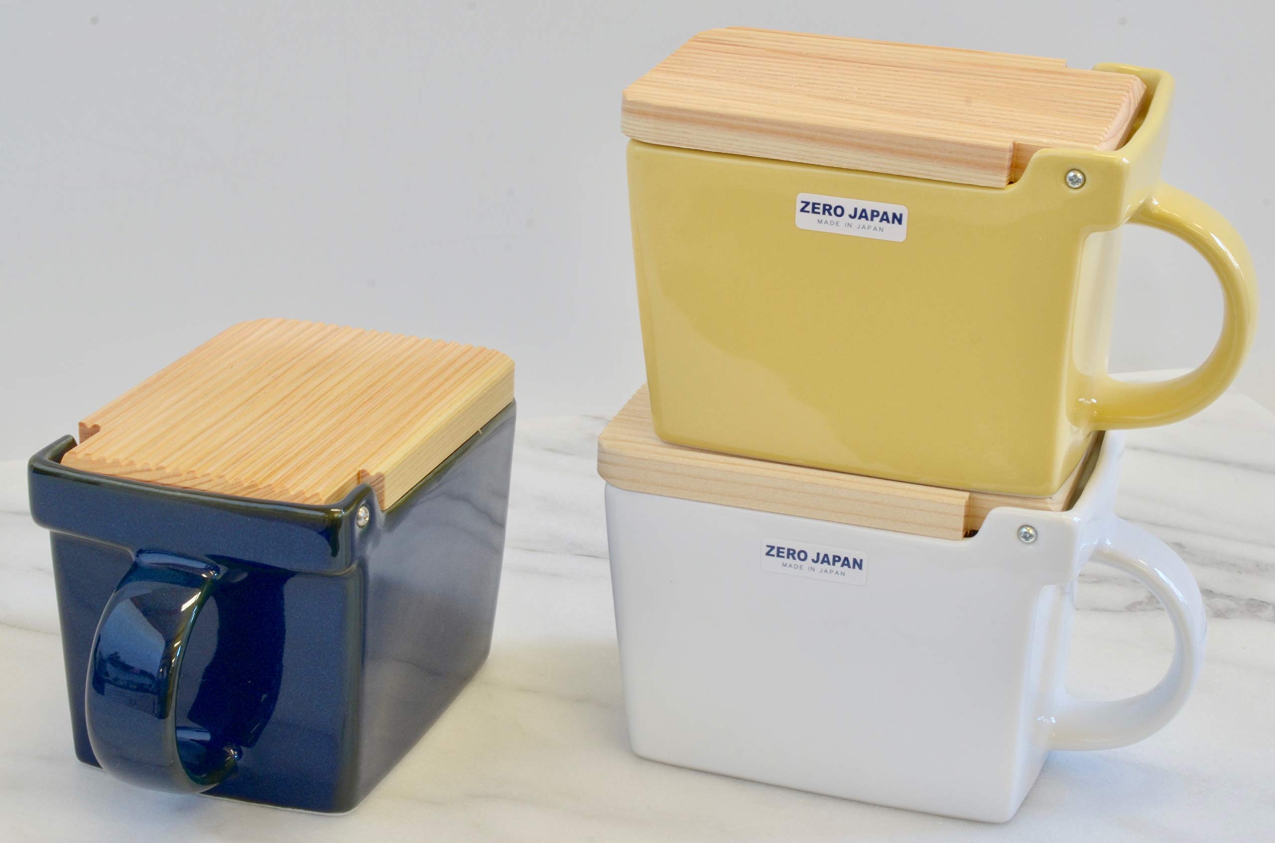 ZERO JAPAN Bee House Salt Box