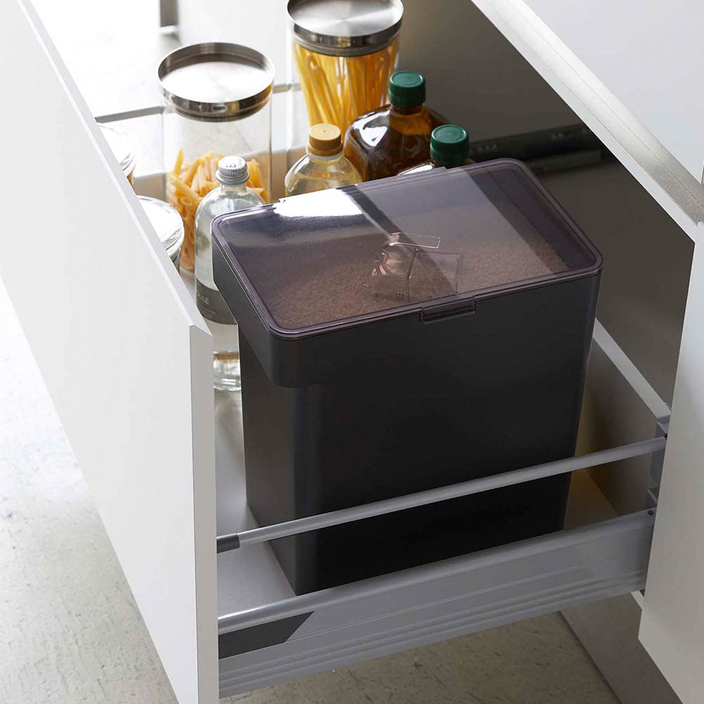 Yamazaki Industries 5424 Airtight Rice Bin, 22.0 lbs (10 kg), Measuring Cup Included, Black, Approx. W 12.0 x D 7.8 x H 12.2 inches (30.7 x 19.7 x 31.2 cm), Tower, Moisture and Oxidation Prevention