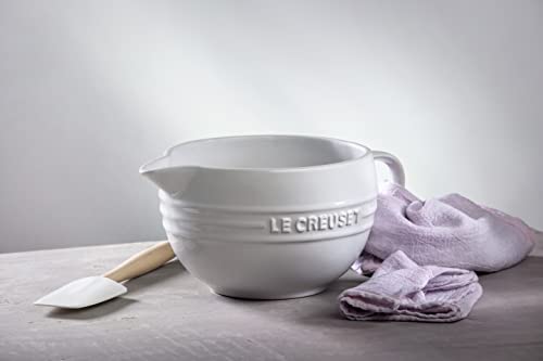 Le Creuset Silicone Craft Series Medium Spatula, 11 1/8" x 2 1/4", White